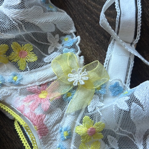 Lounge | Intimates & Sleepwear | Lounge Fleur Balcony Bra | Poshmark